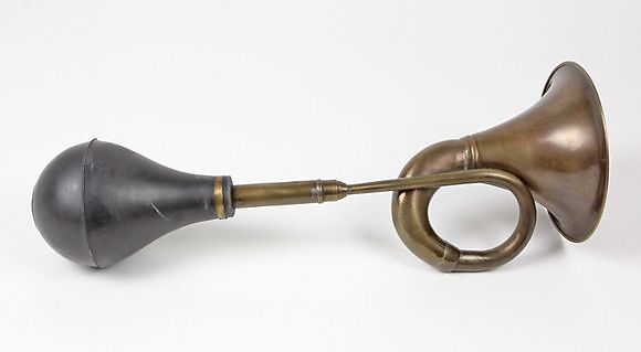 Bollhorn, veteranbil, mässingshorn. Övrigt - Övrigt - Auctionet