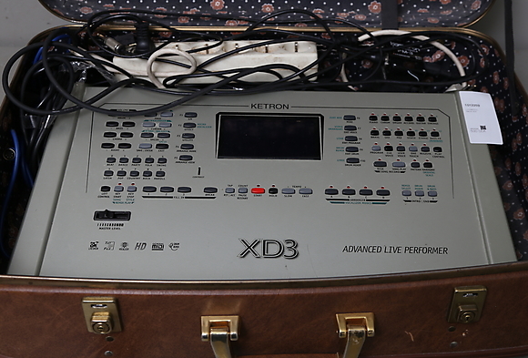 LJUDMODUL, Ketron XD3. Samlarföremål - Musikinstrument - Auctionet