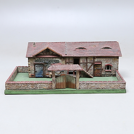 HAUSSER ELASTOLIN 15135 1/2 BAUERNHOF. Farmhouse made of wood and pulp ...
