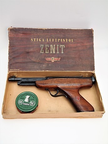 STIGA AIR PISTOL, Zenit, Tranås, Sweden. Weapons & Militaria - Guns ...