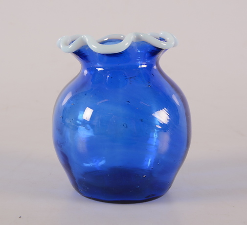 VAS, glass, probably the Gothenburg glassworks. First half of the 19th ...