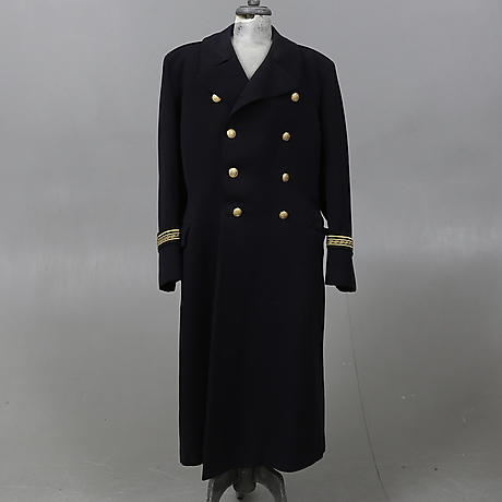 POLICE COAT. Weapons & Militaria - Armour & Uniform - Auctionet