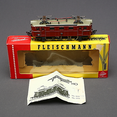FLEISCHMANN 1333 Swedish Da locomotive, olive green roof. Original box ...