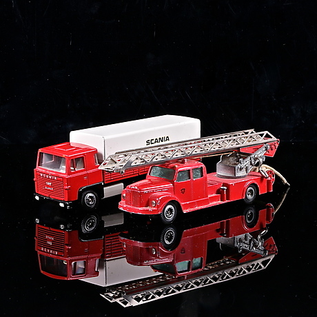 CARS, 2 pcs. Truck and fire engine, Tekno, Denmark. Toys - Auctionet