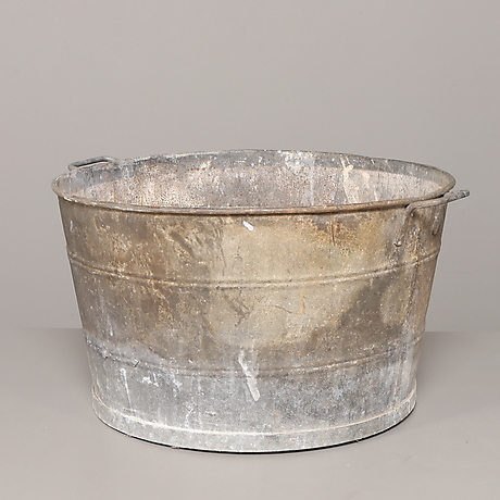 BALJA, zink, 1900-tal. Silver & Metall - Övriga metallföremål - Auctionet