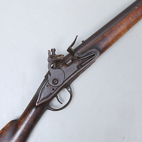 FLINTLOCK RIFLE, 1700s / 1800s. Weapons & Militaria - Guns & Rifles ...