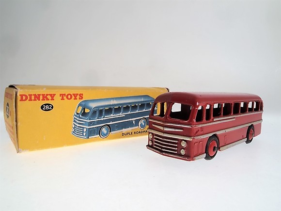 MODELLBIL, "Dinky Toys", 282, i original låda. Leksaker - Auctionet