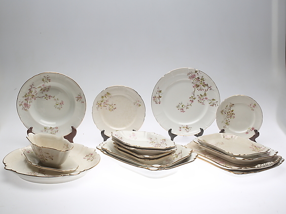 Pöytävälineosat, 62 osaa, piikivi, "Hawtorn", Gustavsberg, 1900-luvun ...