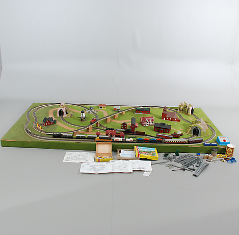 MODELLTÅG, vagnar, lok, delar, Märklin. Leksaker - Auctionet