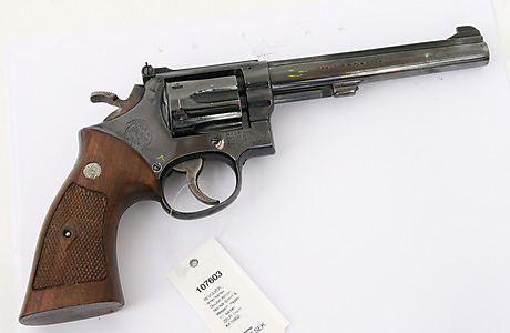 (125) REVOLVER, American, Double Action, made by Smith & Wesson, model ...