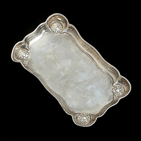 OMAR RAMSDEN. Dish, so called "Tudor Rose", Arts & Crafts, signed ...