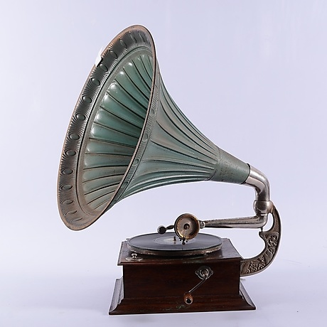 FUNNEL GRAMOPHONE, early 20th century. Miscellaneous - Musical ...