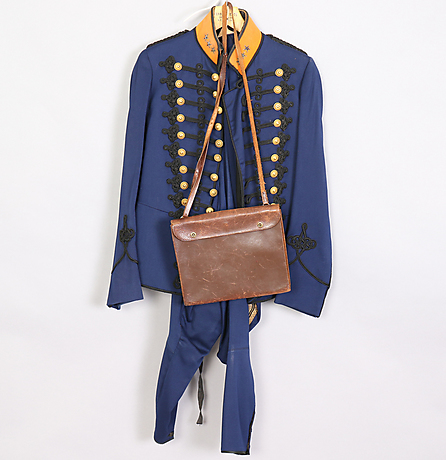 UNIFORM m/1873, kapten. Vapen & Militaria - Uniformer & Dräkter - Auctionet