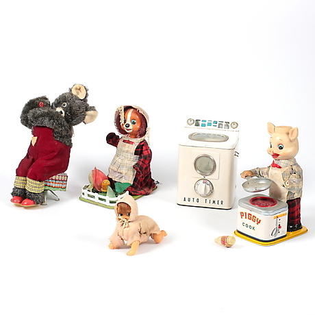 TOY FIGURES and WASHING MACHINE, electric/clockwork, i.a. Yonezawa and ...