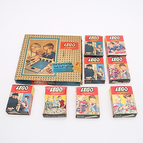 LEGO SYSTEM, EIGHT CARTONS, one of which is No. 700/5. Toys - Auctionet