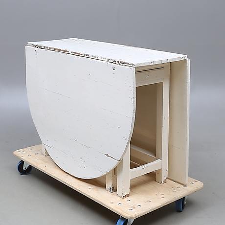 BATTLE TABLE, 19th century. Furniture - Tables - Auctionet