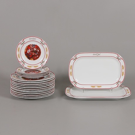 SERVISDELAR, 19 st. Porslin, "God Jul", Axel Eliasson, Fyrklövern ...