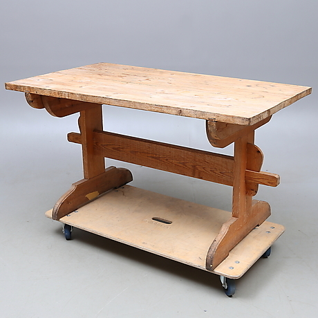 BOCKBORD, furu, 1900-tal. Möbler - Bord - Auctionet