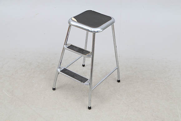 PALL "AWAB" 1900-tal. Möbler - Fåtöljer & Stolar - Auctionet