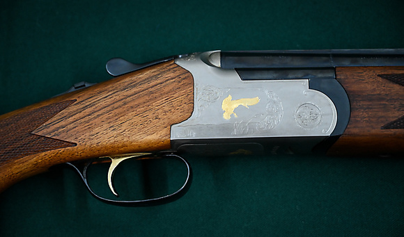 LANBER. HUNTER, kaliber 12/76. Licensvapen - Hagelgevär - Auctionet