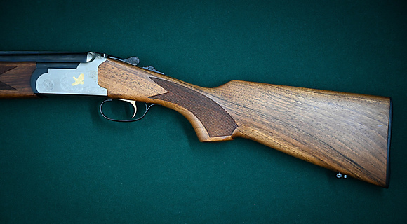 LANBER. HUNTER, kaliber 12/76. Licensvapen - Hagelgevär - Auctionet