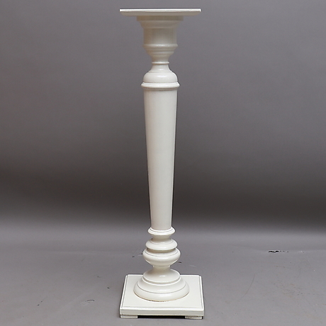 KOLONN/PIEDESTAL, trä, 1900-tal. Möbler - Övrigt - Auctionet