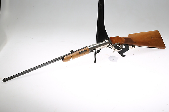 AIR RIFLE, 1900s. Weapons & Militaria - Guns & Rifles - Auctionet