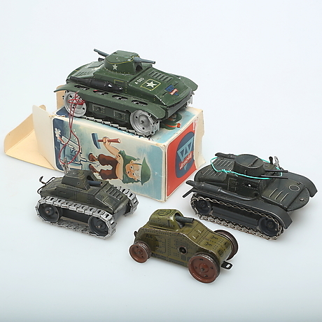 ARNOLD 3 tanks och GESCHA en tank, urverk. Germany cirka 1930 - 50. En ...