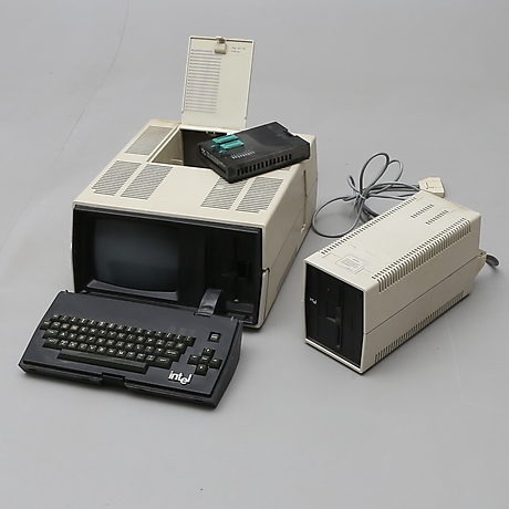 PORTABLE PERSONAL COMPUTER AND EXTERNAL FLOPPY DRIVE, "PDS-100 and PDS ...