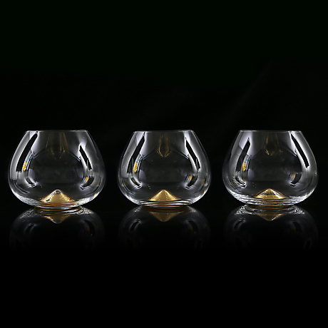 COGNAC CUPS, 3 glasses, "Gold", Ingegerd Råman Skrufs Glasbruk. Second ...