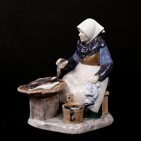 FIGUR i porslin, Axel Locher, Bing & Gröndal. Keramik & Porslin ...