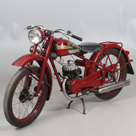 VETERANMOTORCYCKEL, modell 27 "Rödqvarna" ramnummer 44673 , Husqvarna ...