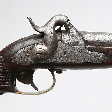 ROYAL PISTOL/FLANK, M/1850. Weapons & Militaria - Guns & Rifles - Auctionet