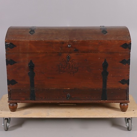 KISTA, med låda, 1800-tal. Möbler - Övrigt - Auctionet