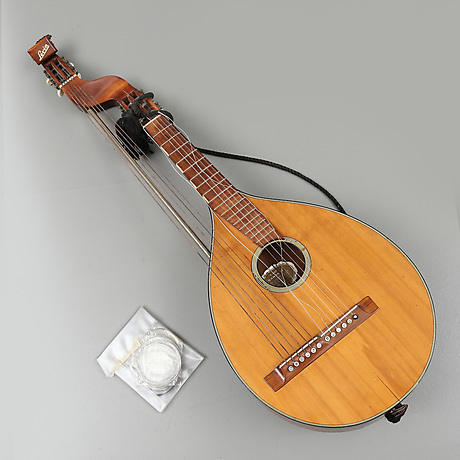LUTA, Levin, 1900s. Miscellaneous - Musical instruments - Auctionet