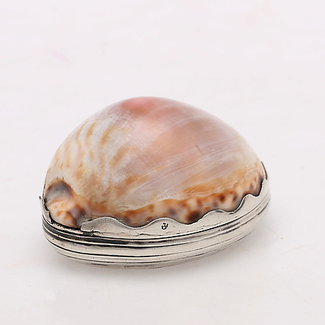 DOSA, silver with shell, 18th/19th century. Silver & Metals - Silver ...