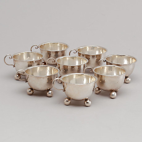 PUNCH MUGS, 8 piezas, plata. Plata y metal - Plata - Auctionet