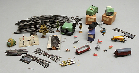 MODEL TRAIN FLEISCHMANN steam locomotive 1320, 3 carriages, 3 ...