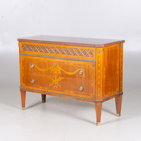 Kommode, 3-skuffer, mahogni med intarsia, bronze- og stenplade ...