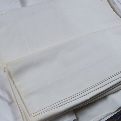 SHEETS AND SHEET FABRICS. Carpets & Textiles - Textiles - Auctionet