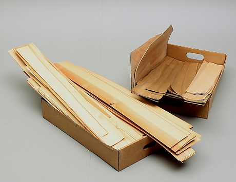 FANÉR, 2 lådor, furu + ek + ädelträ. Övrigt - Övrigt - Auctionet