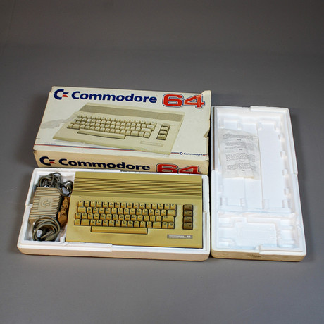 COMPUTER COMMODORE 64 in original box. Miscellaneous - Modern consumer ...