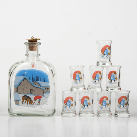 KARAFF SAMT SNAPSGLAS, 9 delar, dekormålat glas, Holmegaard. Glas ...