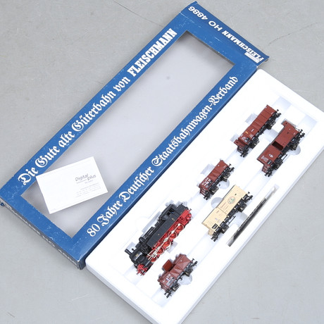 FLEISCHMANN 4886 train set with steam locomotive and 4 freight cars ...