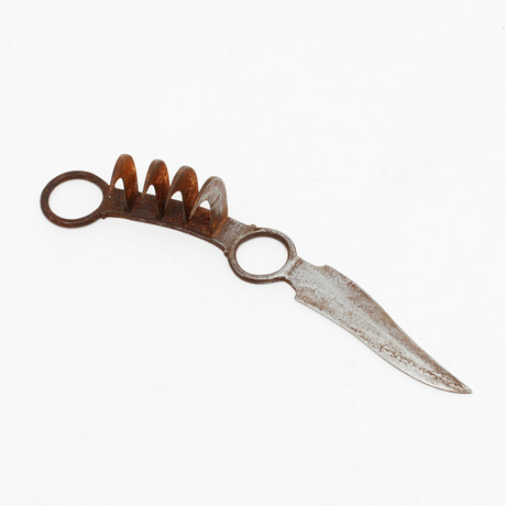 KNIFE, tiger claw, Indian. Weapons & Militaria - Edged weapons - Auctionet