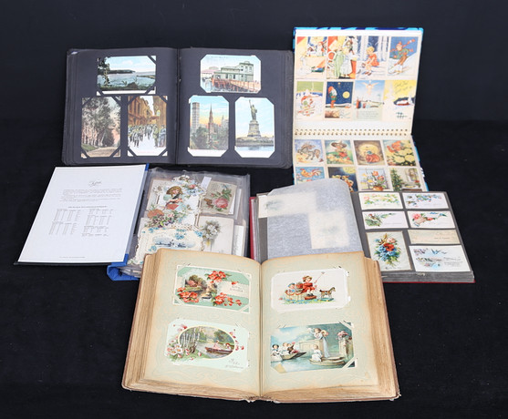 HOLIDAY AND GREETING CARDS. Coins, Medals & Stamps - Other - Auctionet