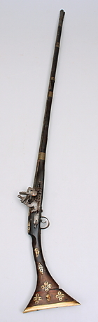 FLINTLOCK RIFLE, probably North Africa, 1800s / 1900s. Coins, Medals ...