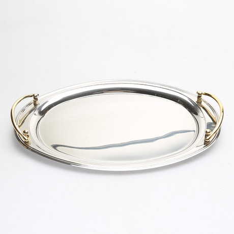 BRICKA, rostfri, modern. Silver & Metall - Övriga metallföremål - Auctionet