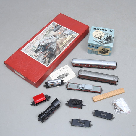 MÄRKLIN 3200 train set with steam locomotive 3000 and 3 carriages ...