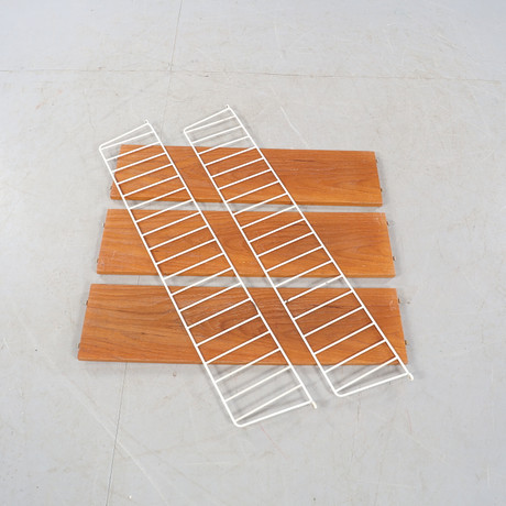 STRINGHYLLA,teak/vit, 1950/1960-tal. Möbler - Skåp & Hyllor - Auctionet